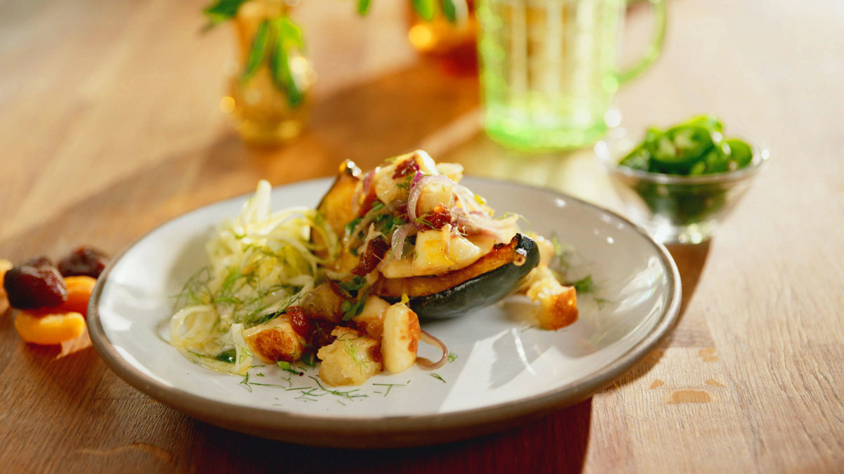 Courge poivrée farcie | Cuisinez | Télé-Québec