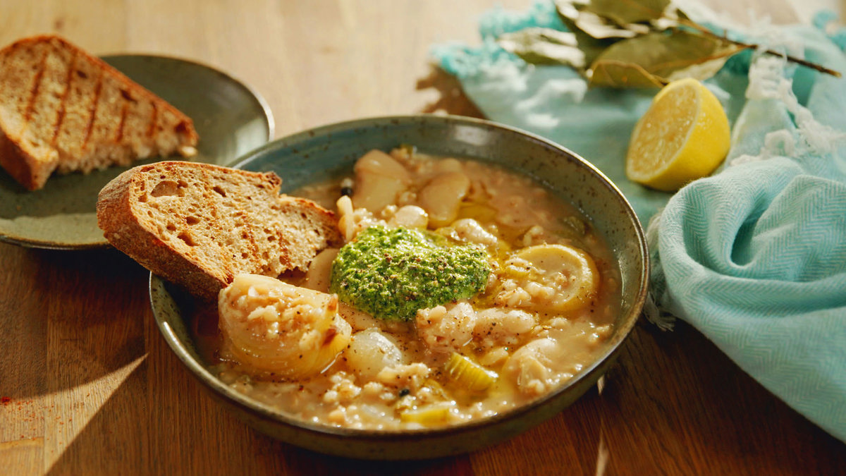 Haricots de Lima en bouillon à la sauge | Cuisinez | Télé-Québec